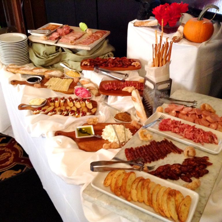 What To Expect At A Culinary School Culmination Dinner - Escoffier